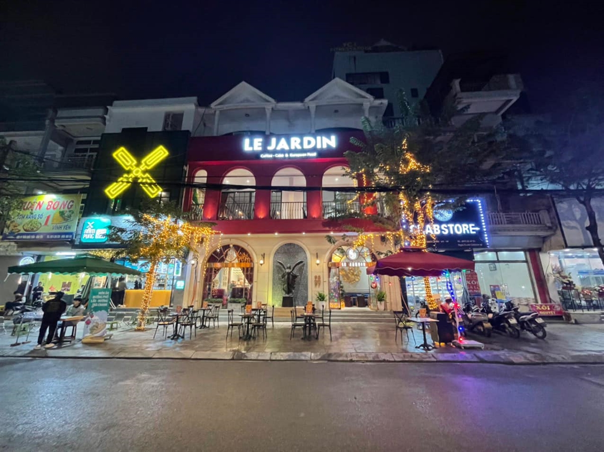 Le Jardin Coffee & Restaurant